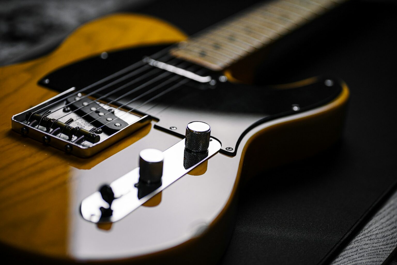 The Nashville Session Guitarist’s Roadmap to Professionalism